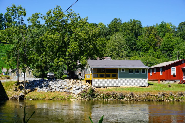 River Front Cottage - Sylva