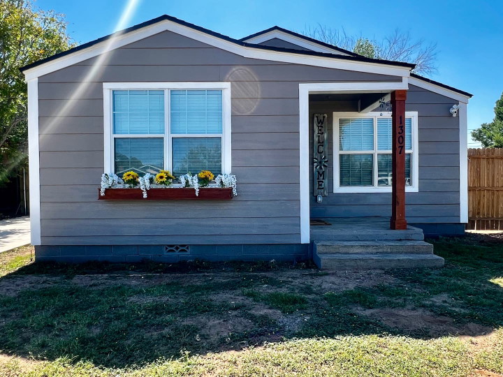 Downtown Cottage - Midland, TX