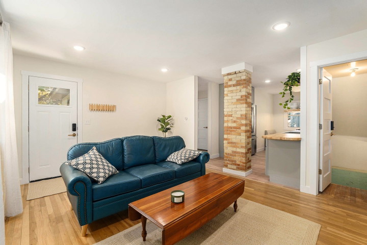 Two Downtown Apartments Perfect For Groups - Grand Rapids, MI