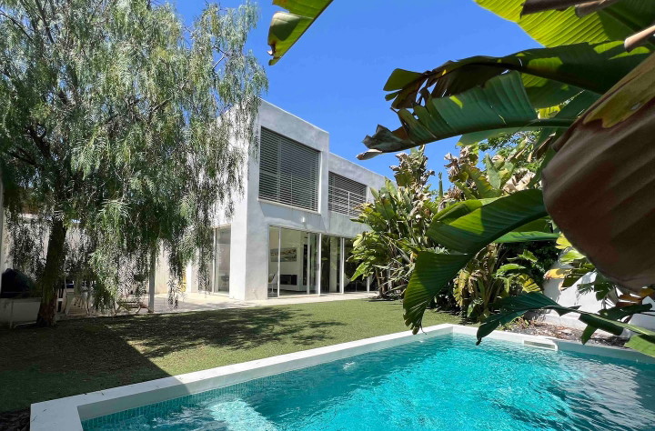Magnifique Villa Avec Piscine à 2 Pas De La Mer - Marseille