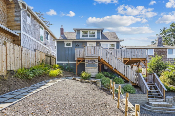 Larch St Cottage - Cannon Beach, OR