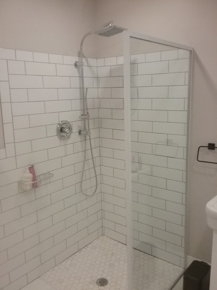 Rural Setting, Semi- Detached Suite , Amenities Close By - Vancouver Island