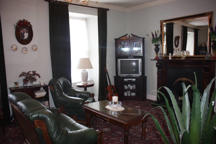 Central House B&b - Single Room - Tipperary Town - Tipperary