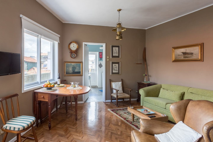 2 Oporto City Center - Sleeps 4, 3 Beds - Porto