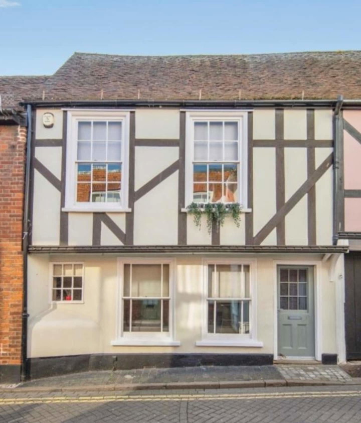 Trinity Cottage - Colchester