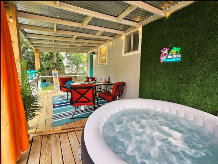 Seabrook's Seacret * Beach * Hot Tub - Seabrook, TX