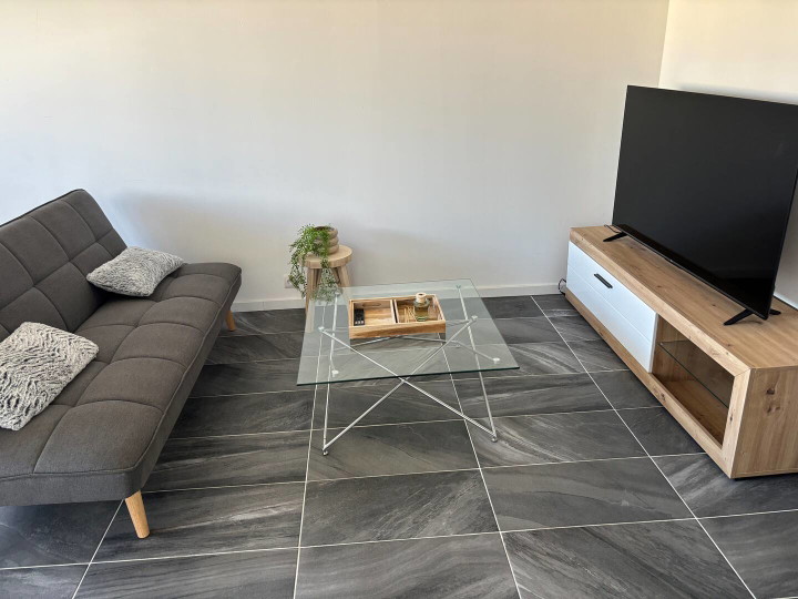 Quiet And Bright 2 Bedroom - Pamiers