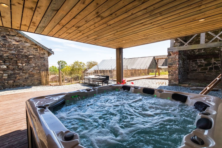 Villa De Campagne Jacuzzi & Jardin - Spa