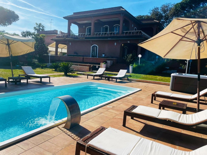 Italian Villa By The Beach Near Rome - Anzio