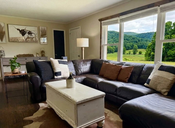 Family Farmhouse On Horse/cattle Farm - Knoxville, TN