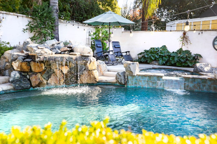 Claremont Private Oasis Pool, Spa, No Airbnb Fees - Claremont, CA