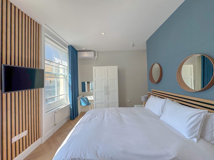 Bright Studio 3 Min - Earls Court Station - Brentford