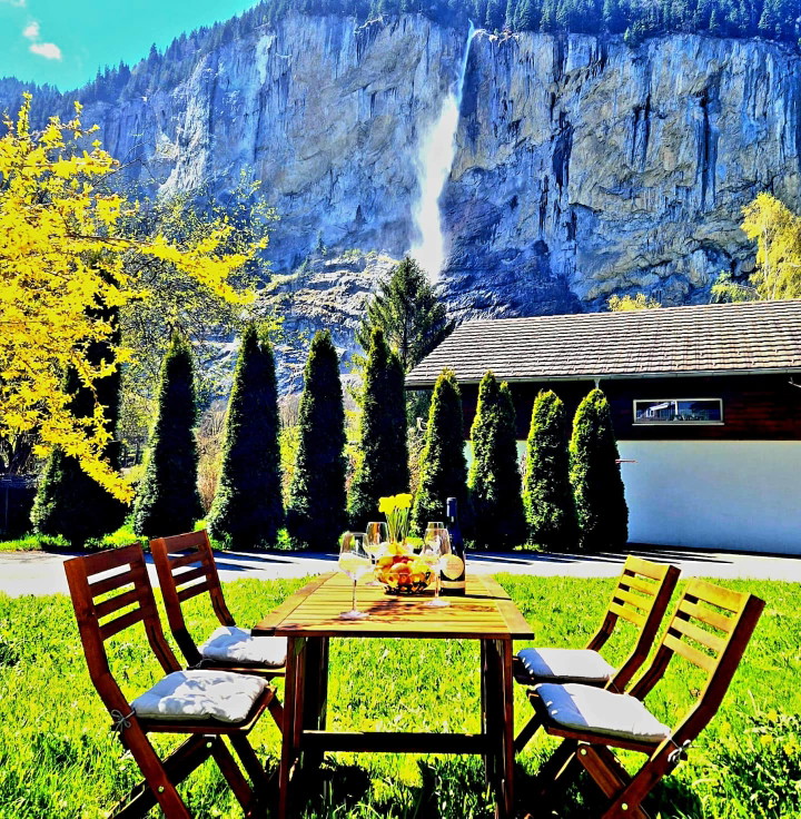 Chalet Bellevue Beatuiful Waterfall View & Garden - Lauterbrunnen