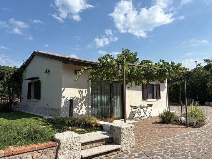 Borghetto S/m
"Cortile Alle Mura"
Il Platano - Valeggio sul Mincio