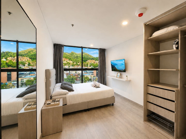 Luxury Loft Facing Usaquén Park | Wifi + W/d - Bogota