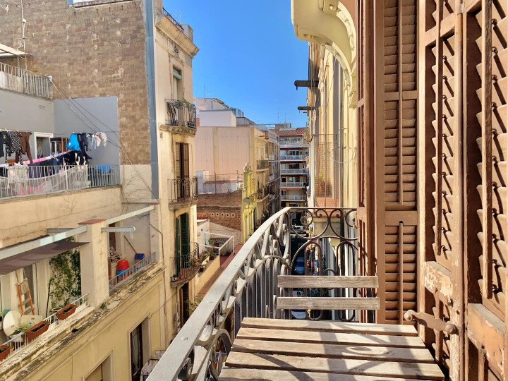 Faites Comme Chez Vous. - Barcelone