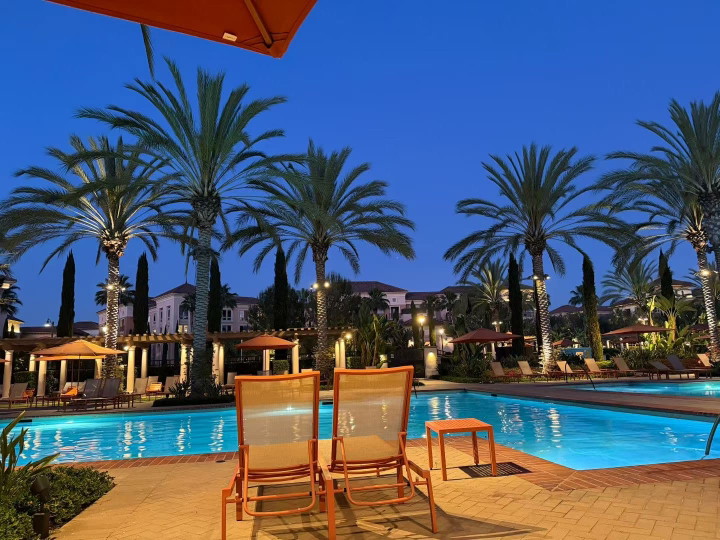 Irvine Spectrum Apartment Home - Aliso Viejo, CA