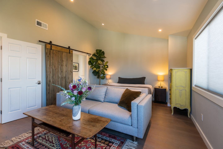 Bayside Refuge: Views, Free Parking, Backyard - San Francisco