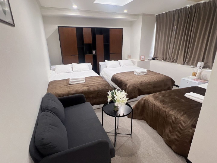 Reifa Accommodation Nihonbashi Dotonbori Shinsaibashi Namba Tsūtenkaku, Family Apartment 2 - Osaka