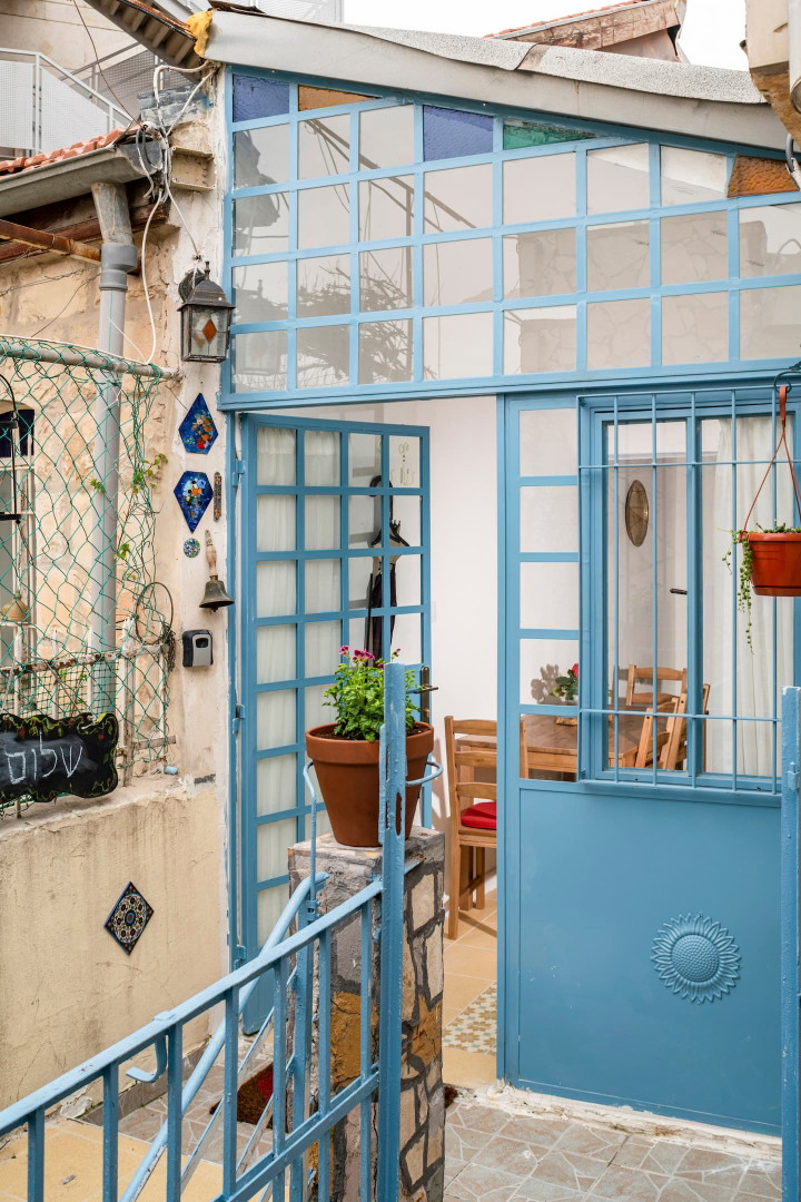 Bright, Quiet Charming Getaway Ideally Located - Jerusalem