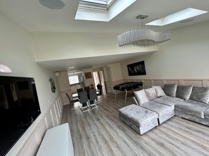 Bedford 5 Bedroom Home
5 Mins From Universal Site - Bedford, Royaume-Uni