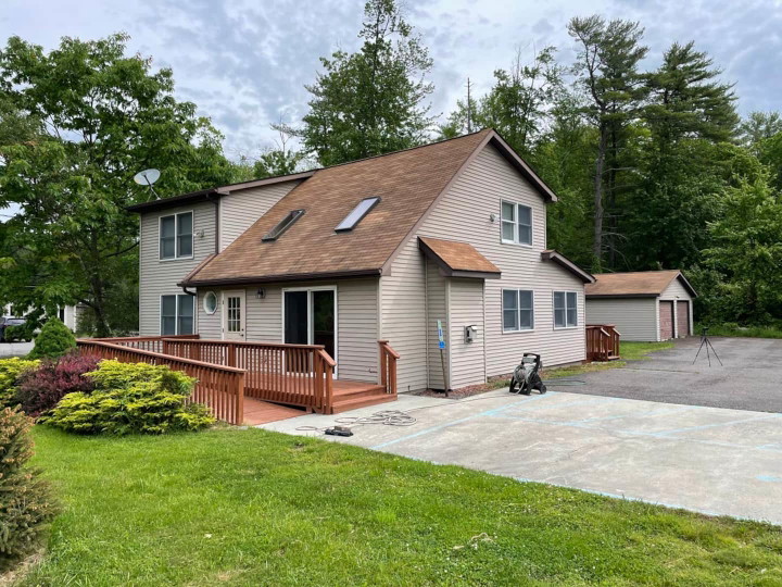 Close To Wallenpaupack & Downtown Hawley! Sleeps 8 - Lake Wallenpaupack, PA
