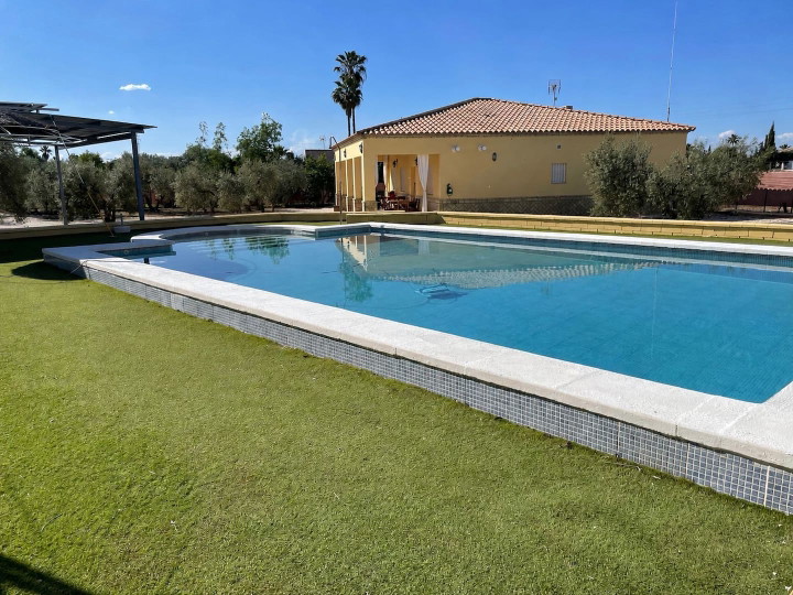 Villa Rural En Marchena - Paradas