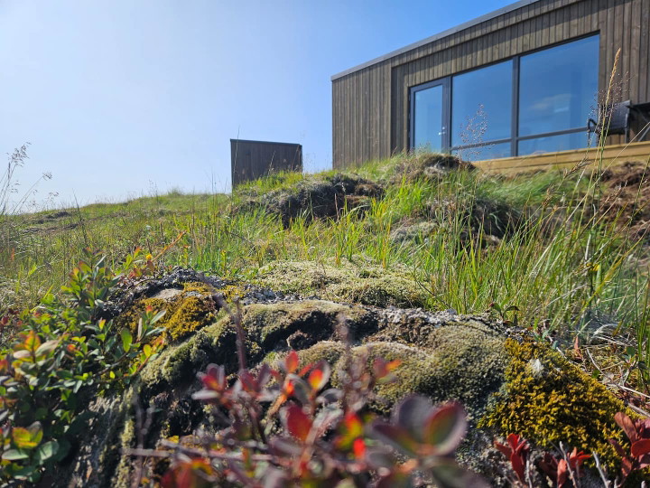 Lake 1 - Private Hot Tub Cottage - Iceland