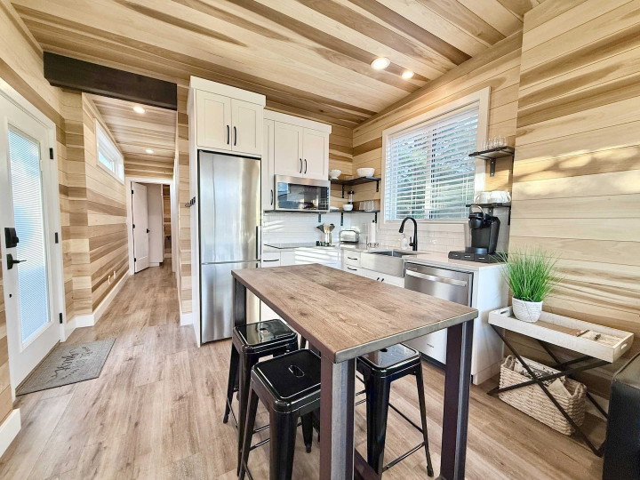 Modern Tiny Home Near Grand Staircase Utah - Utah
