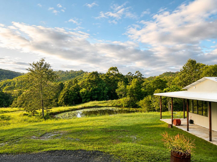 Bimbi Farm Avalon Cabin - Nimbin