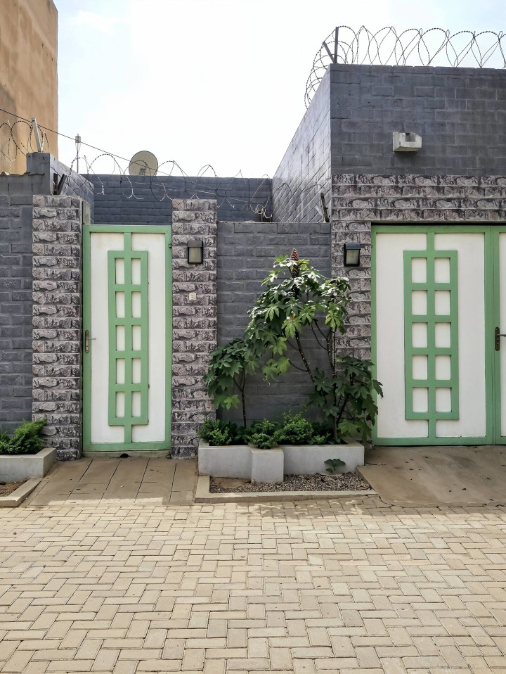 Maison De Ville, Calme Au Cœur Du Plateau - Niamey