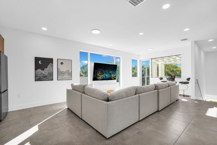 Luxury 2-story Home - Brickell - Large Groups - Miami, FL