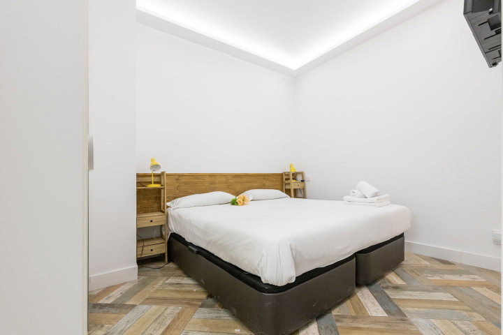 Amplio Apartamento 2hab, 2 Baños En Calle Mayor - Madrid