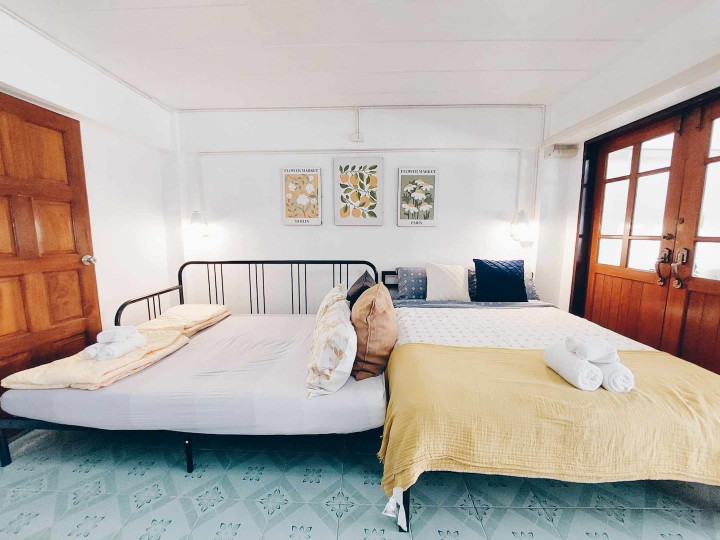 Hello Sunshine - Entire House (5 Bedrooms) - Ayutthaya