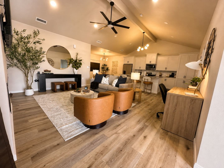 Tall City Modern - Midland, TX