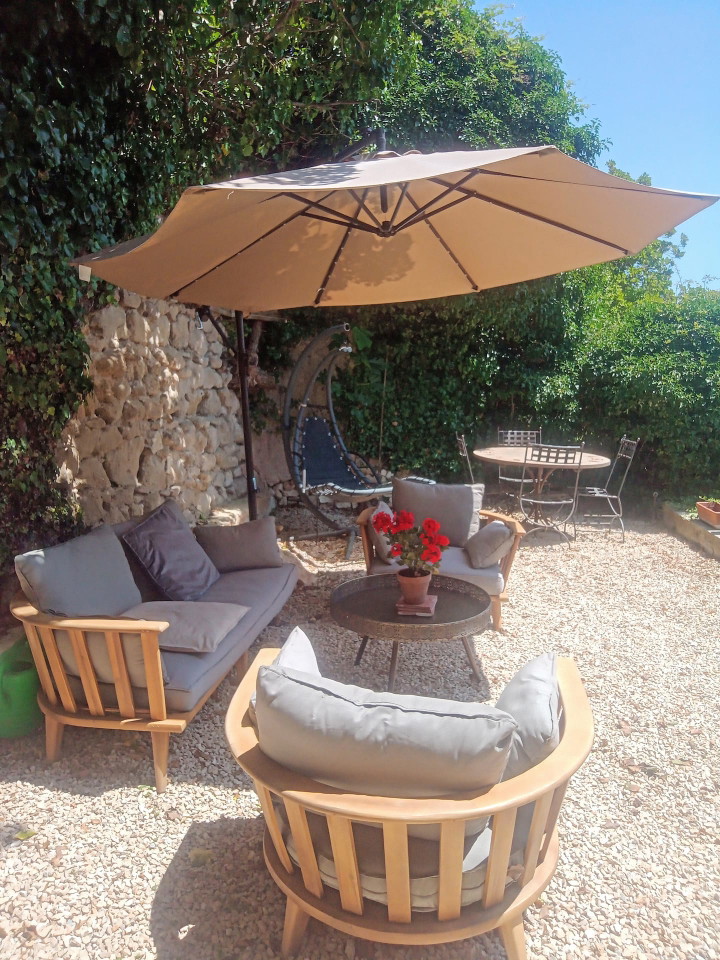 Vaugines Près Lourmarin Terrasse, Patio & Jardin - Cadenet