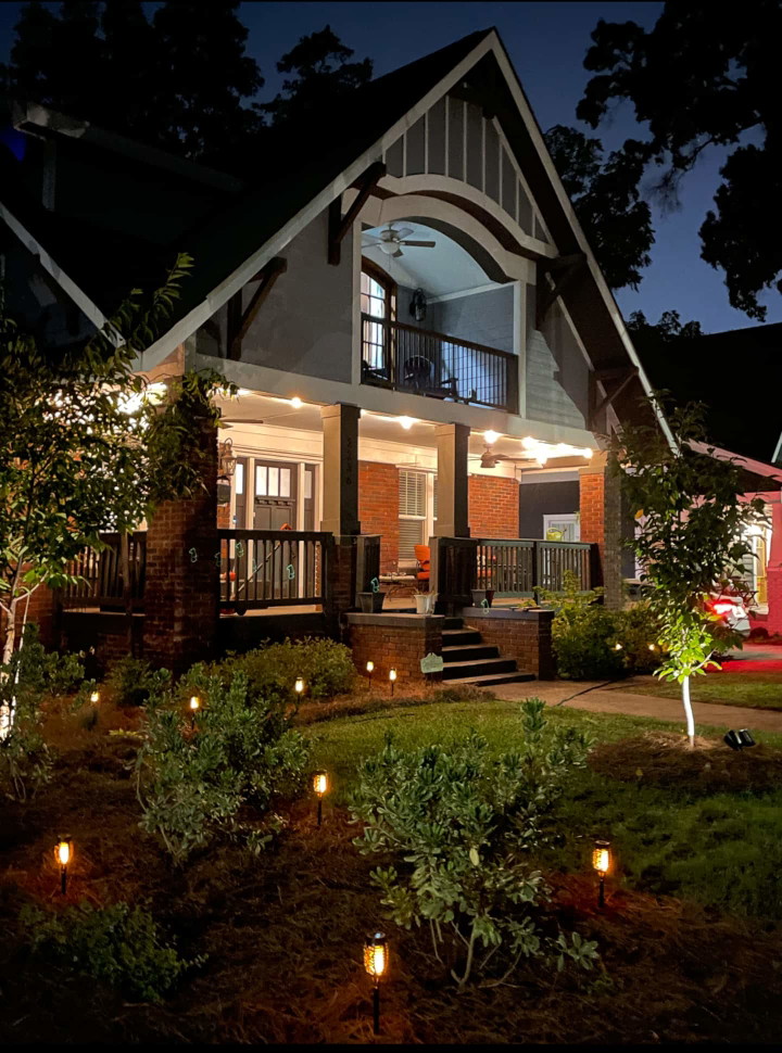 Downtown Bungalow 7 Bedroom 4 Bath - Charlotte, NC