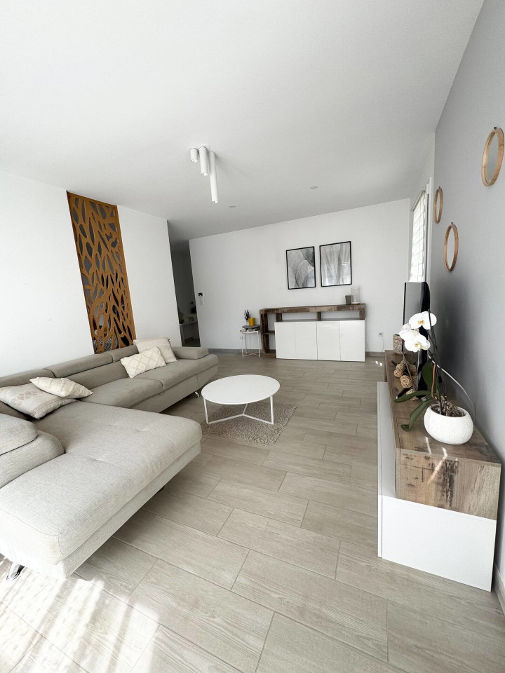 Beautiful 140 M2 House, Close To The City Center - Challans