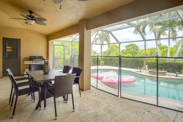 Private Yard W/ Fire Pit & Pool! Cape Coral Escape - Burnt Store Marina