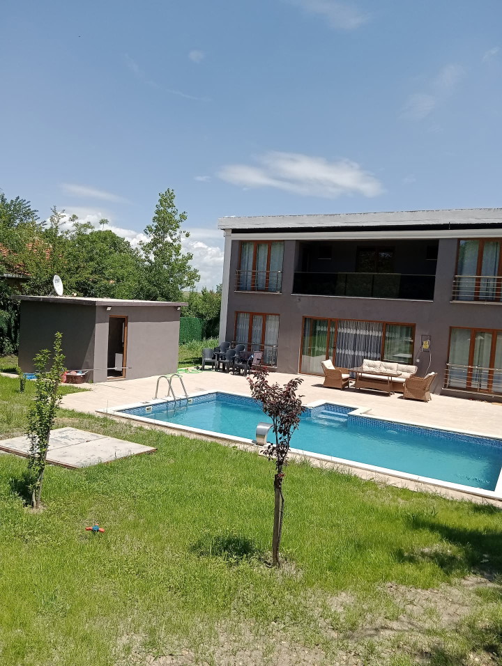 Tekirdağ, Malkara Da Havuzlu Lüks Villa 12 Kişilik - Edirne