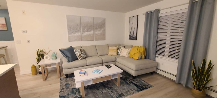 The Beach House - Saskatoon