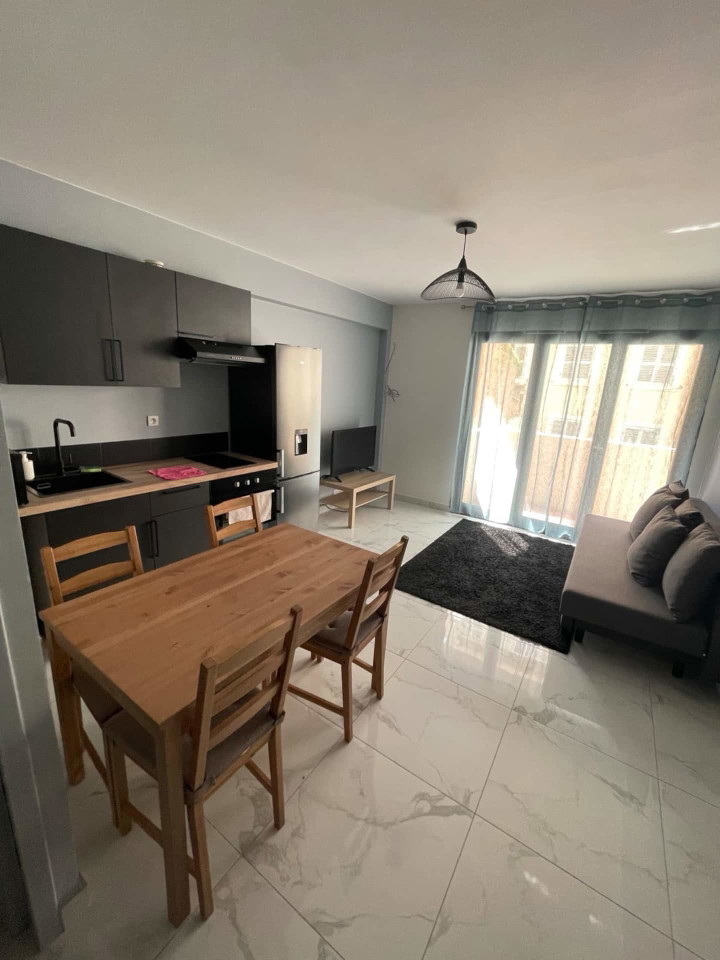 Logement Rénové Gare St Charles - Marseille