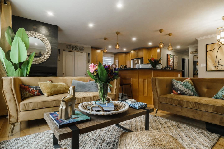 Boho Escape In Central Barrie At Villa Mirela - Barrie