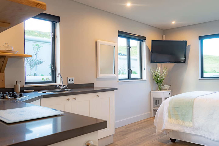 Hillside Suite, Garden Unit - Nottingham Road
