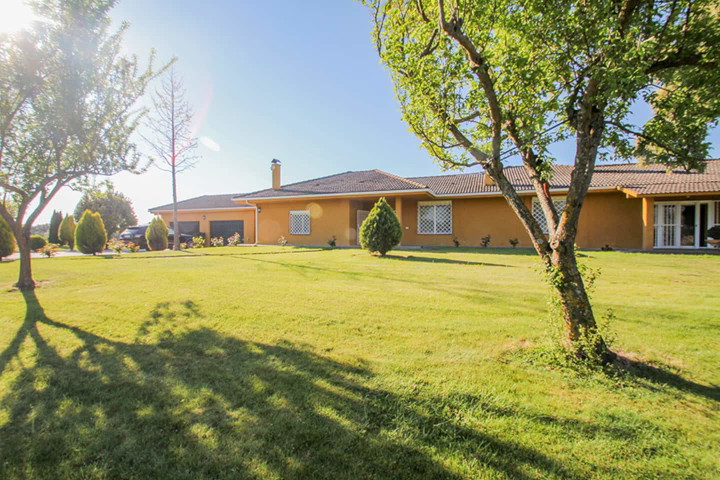 Gran Villa Gredos: Garden, Gas Bbq & Pool - Spain