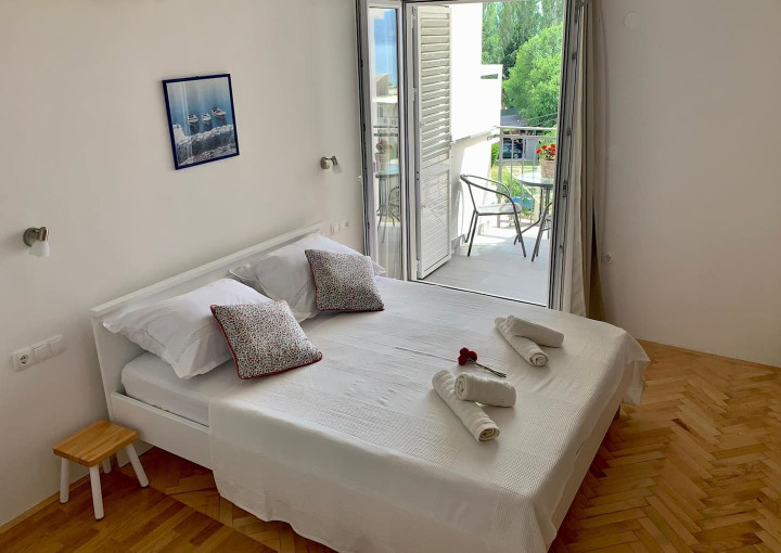 Apartment Nikola ŠKarica ( 6 ) - Omiš
