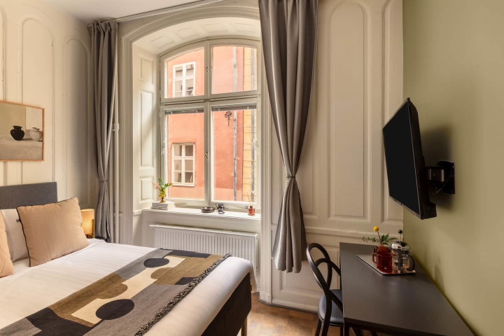 Cozy Room: Your Snug Spot In Historic Gamla Stan - Stockholm