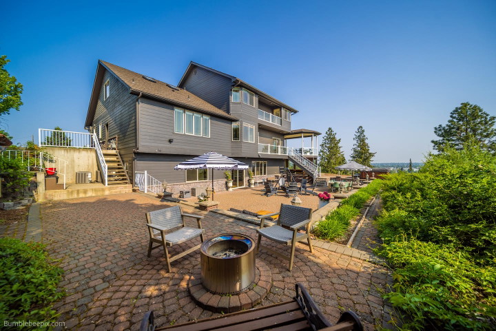Large Luxe View Home W/theater, Game Room, Spa - Spokane, WA