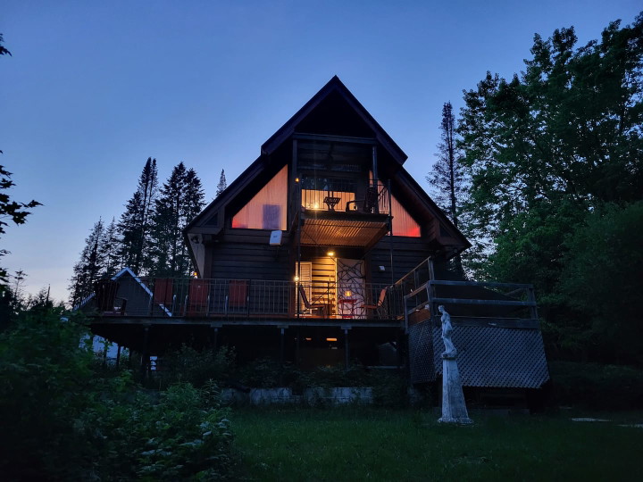 Escape The Ordinary - Pool & Spa - Quebec