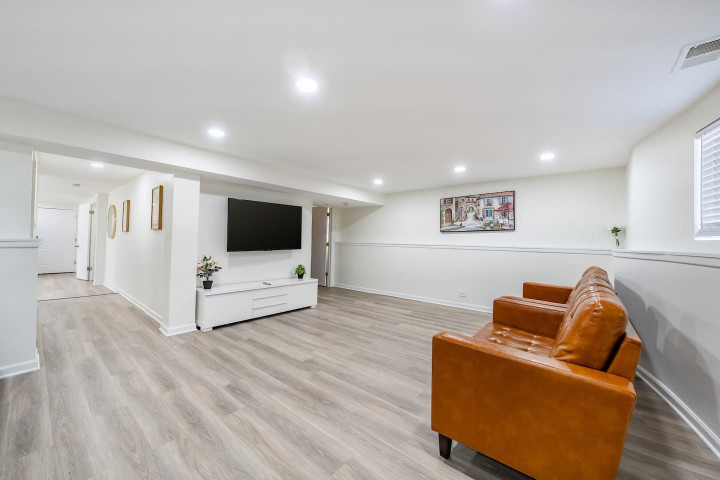 "Modern Comfort, Urban Charm" - Evanston, IL